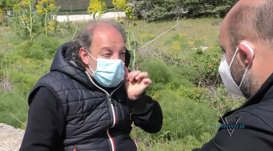 Angela compie 44 anni: Lello pensa al super regalo per il cuore suo