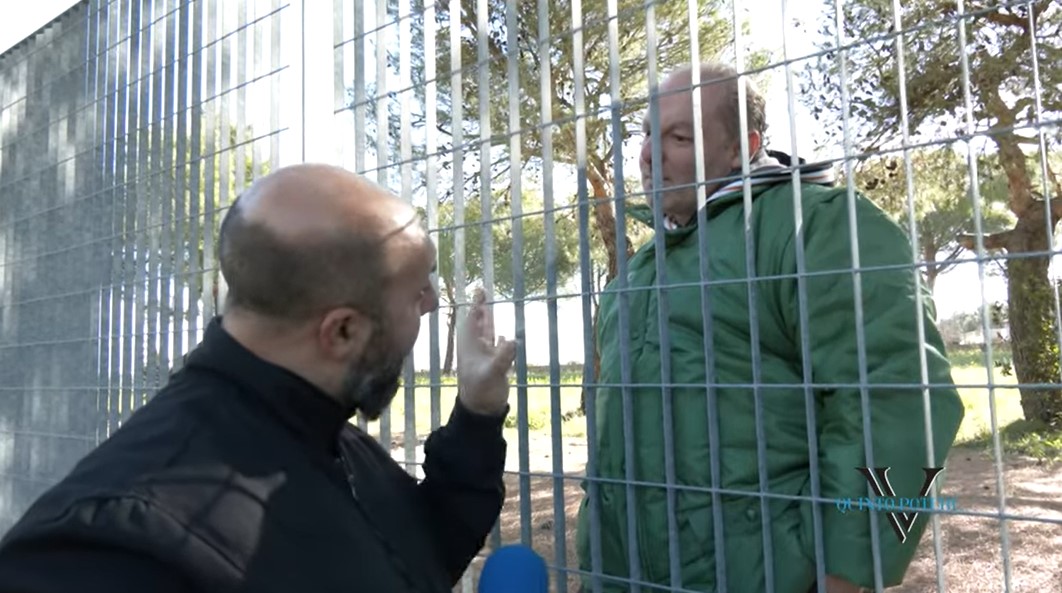 Ritrovato esanime su una sdraio, Lello due anni dopo: il faccia a ...