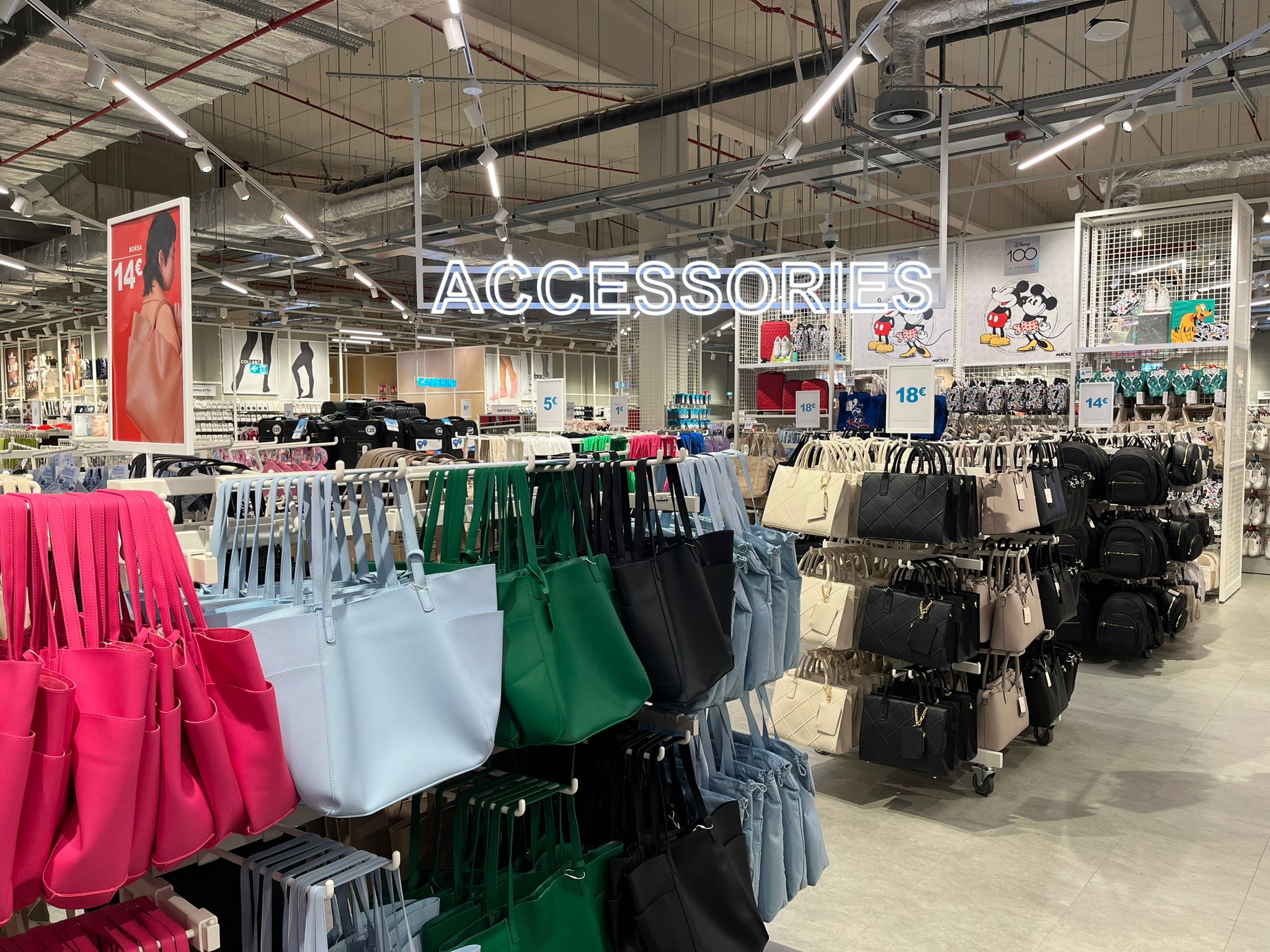 Primark apre a Casamassima, prezzi "stracciati" e moda sostenibile ...