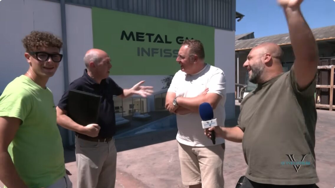 Finestre nuove a casa di Lello e Angela, Metal GM Infissi apre la porta ...